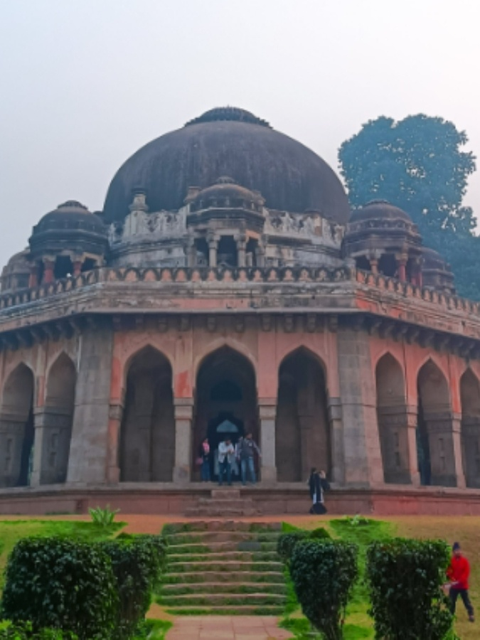 Pehle Bharat Ghumo: Places in Delhi To Witness Spring Blossoms